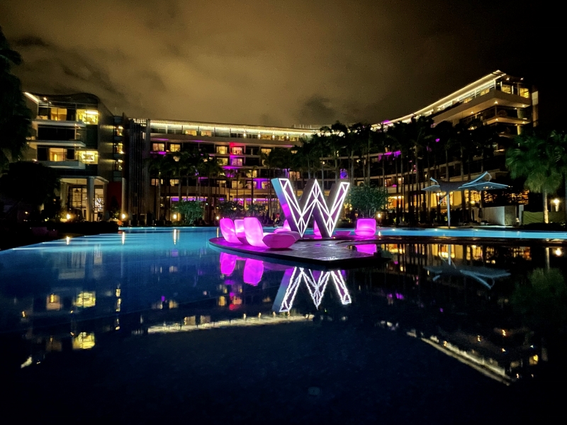 Review: W Hotel Sentosa Cove (Singapore) – Dania Experiences