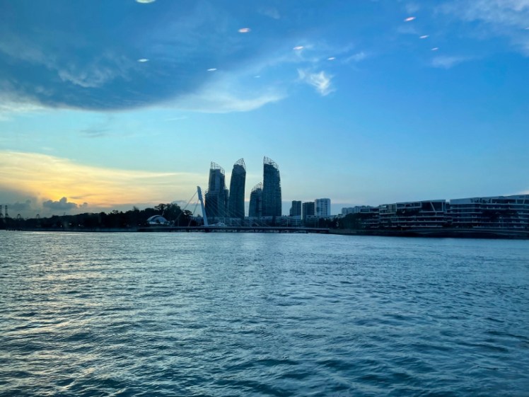 Review: Horizon Fast Ferry, HarbourFront Centre (Singapore) & Harbour ...