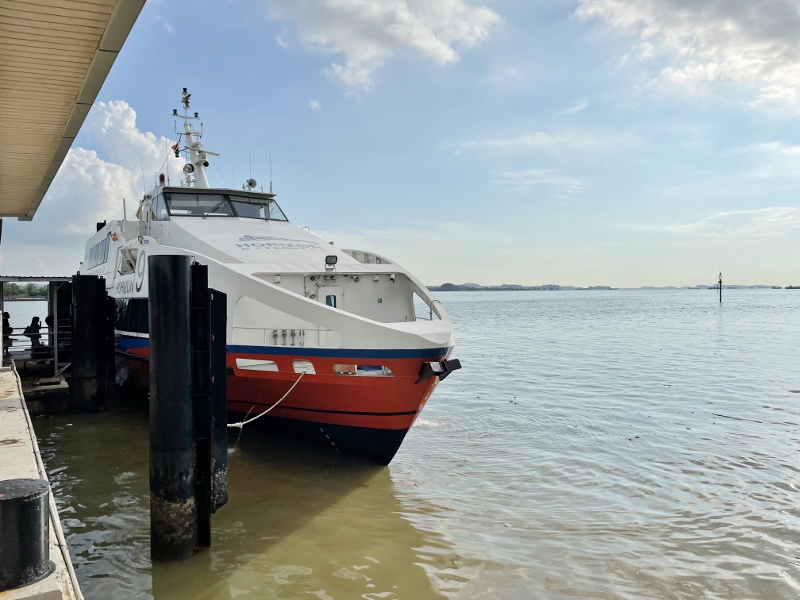 Review: Horizon Fast Ferry, HarbourFront Centre (Singapore) & Harbour ...