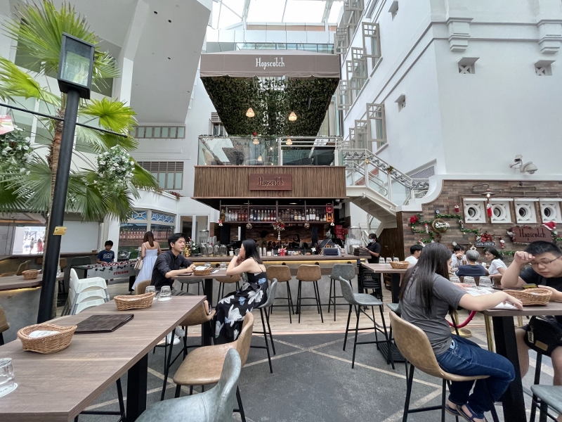 Review: Hopscotch Restaurant & Bar, Capitol Arcade (Singapore) – Dania ...